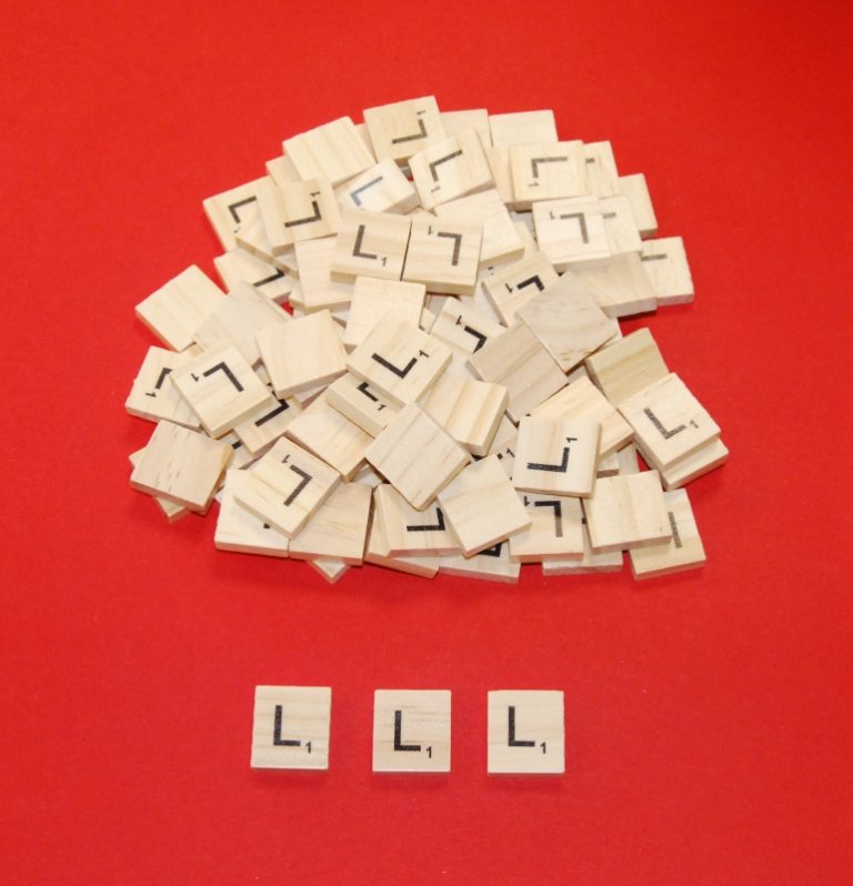 Pack of 100 - Letter 'L' Scrabble Wooden Tiles - CelloExpress